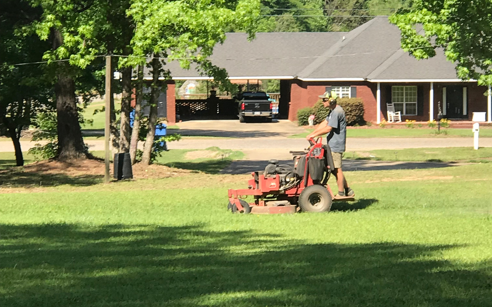 About Moore’s Lawn Service LLC – Expert Lawn Care in Prattville, AL